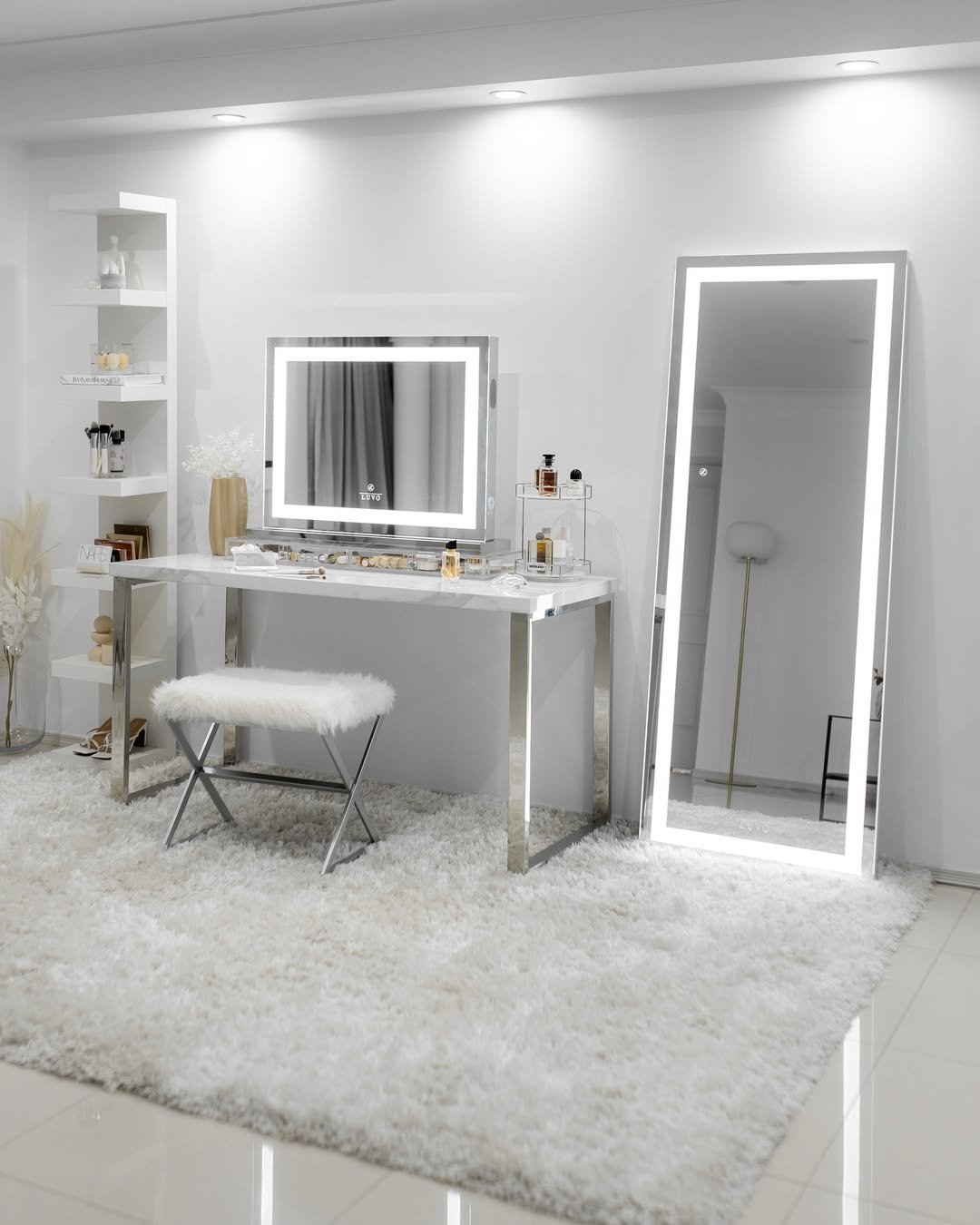 27 Space-Saving DIY Vanities to Maximize Your Bedroom – DIY Home Decor ...