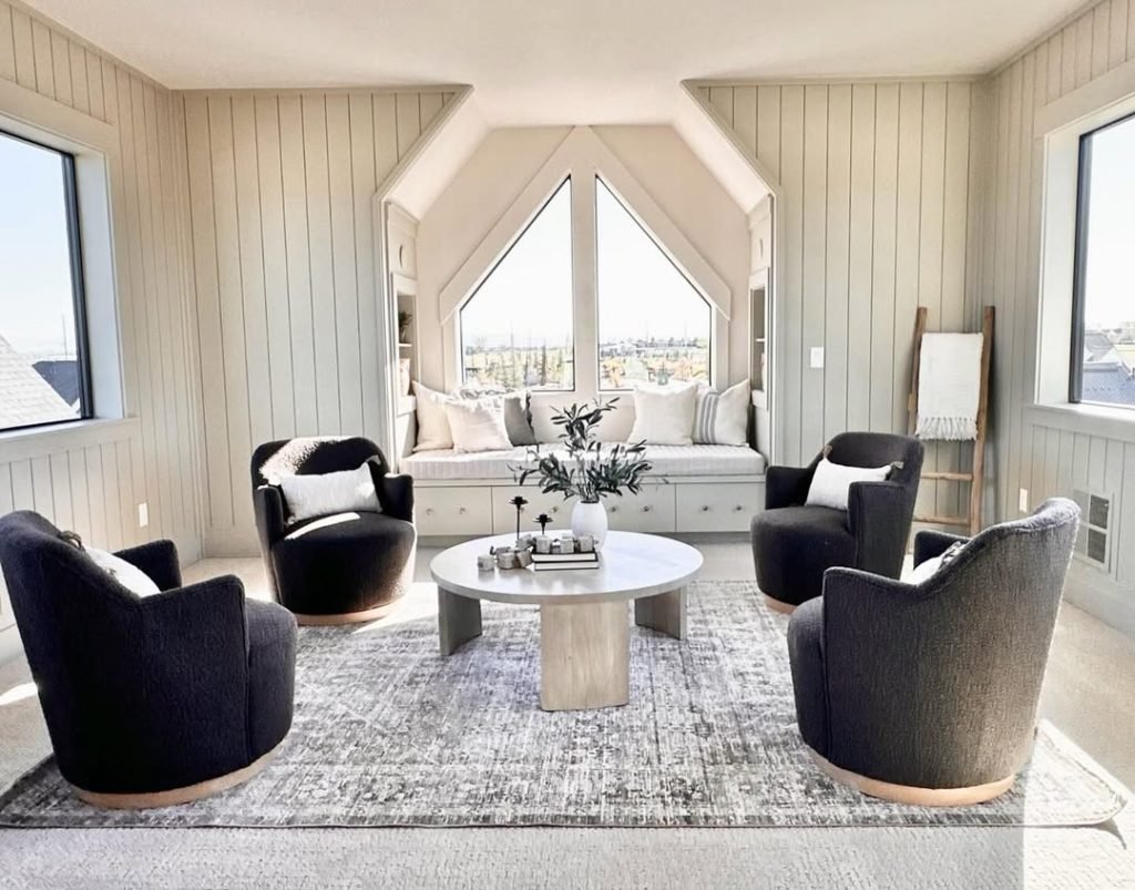 22 Brilliant 4-Chair Sitting Room Layouts for Every Home